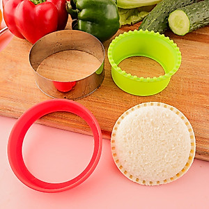 Sandwich Cutter and Sealer for Kids 4pcs Large Bread Decruster Sandwiches Cruster Maker Vegetable Fruit Cookies Food Cutter Shapes Set for Boys Girls Lunch Bento Box Unicorn Star Heart Round
