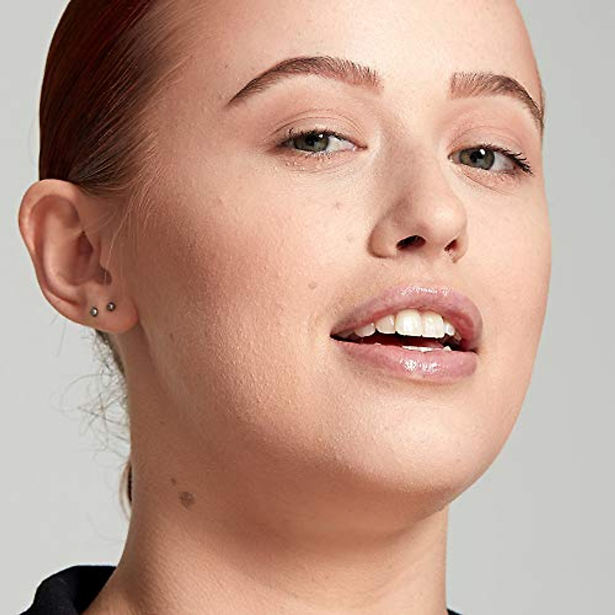 NYX PROFESSIONAL MAKEUP Mineral Matte Finishing Powder, Loose Setting Powder - Light/Medium