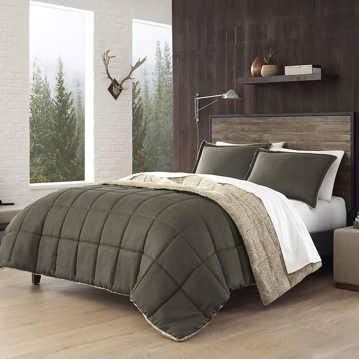 Eddie Bauer - King Comforter Set, Reversible Sherpa Bedding with Matching Shams, Cozy & Warm Home Decor (Sherwood Green, King)