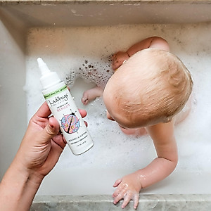 Ladibugs Cradle Cap Remedy Kit, 3oz | Includes Cradle Cap Serum & Fine-Toothed Comb | Effectively Removes Scales & Flakes | Soothes & Softens Scalp