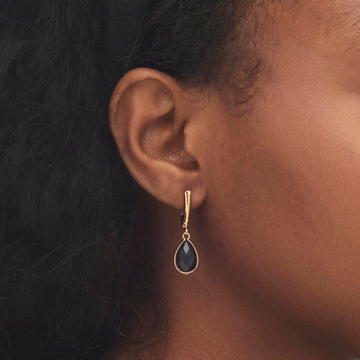 PalmBeach Yellow Gold-plated Pear Shaped Natural Black Onyx Drop Earrings (29x8.5mm)