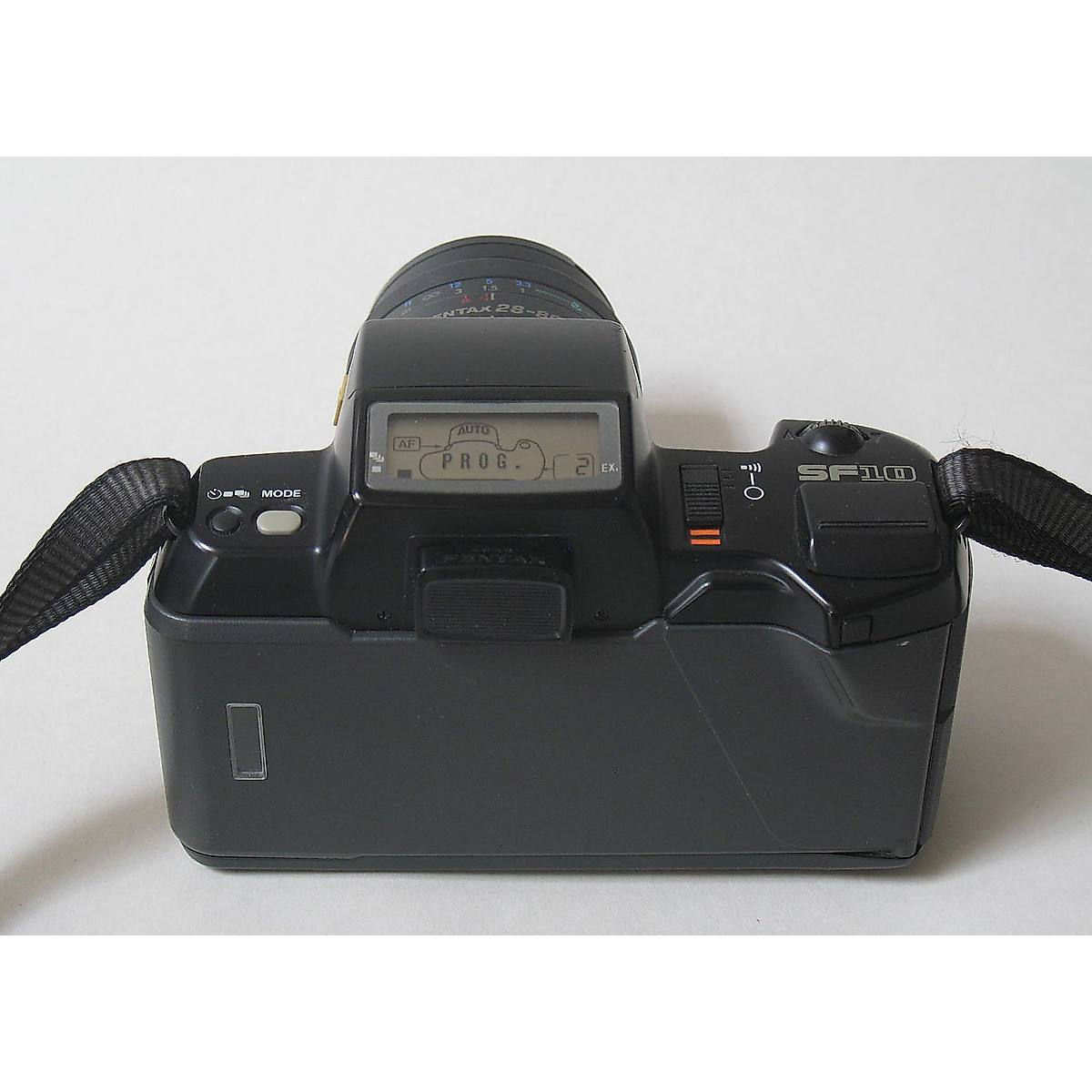 Pentax SF10 kit - Includes: 35mm film camera and Takumar 28-80 lens