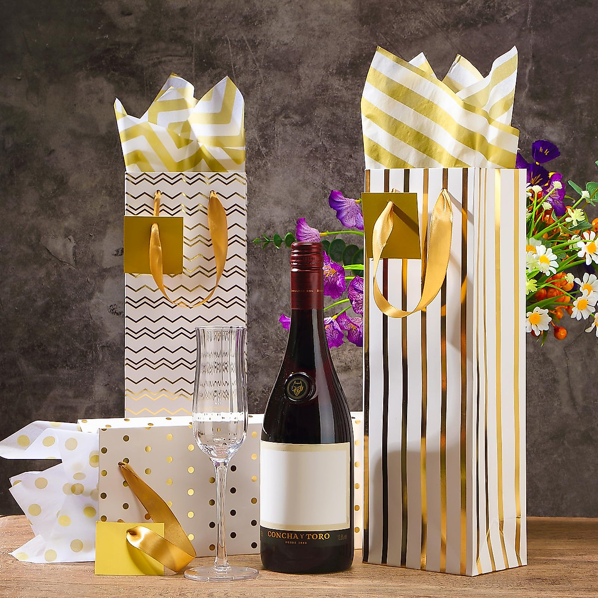 12 Pieces Christmas Wine Gift Bags Kraft Paper Wine Bottle Bags with Handles Tags And Tissue Paper for Birthday Wedding Party Winter Holiday Gift(Black and Gold)