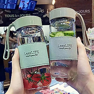 16 oz borosilicate glass water bottle-with sealing cap and Holsters and filters Glass Tea Infuser Bottle- BPA free,Apply to Mountaineering,Go To School,Reusable Portable Glass Bottle (Green)