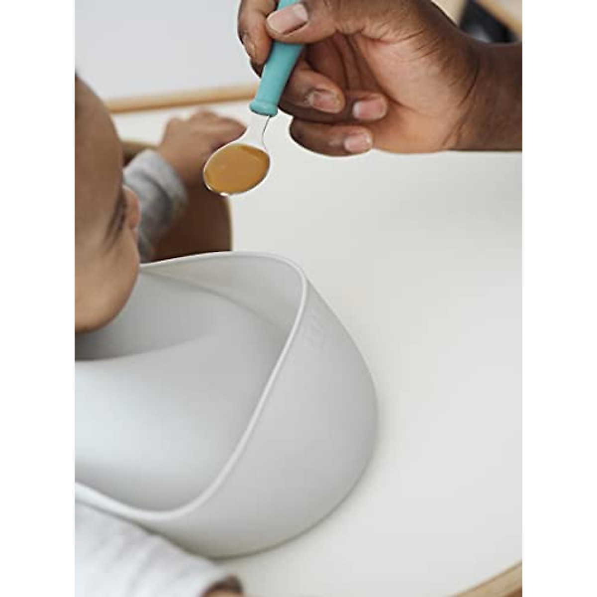 BEABA Silicone Baby Bib, Made with Soft Supple Silicone, Bibs with Food Catcher, Essentials for Baby Feeding, 2 Pack, Rose/Cloud