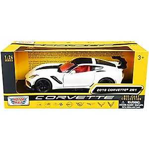 Motormax Toy 2019 Chevy Corvette C7 ZR1 White and Black with Red Interior History of Corvette Series 1/24 Diecast Model Car by Motormax 79356, 79356w-rd