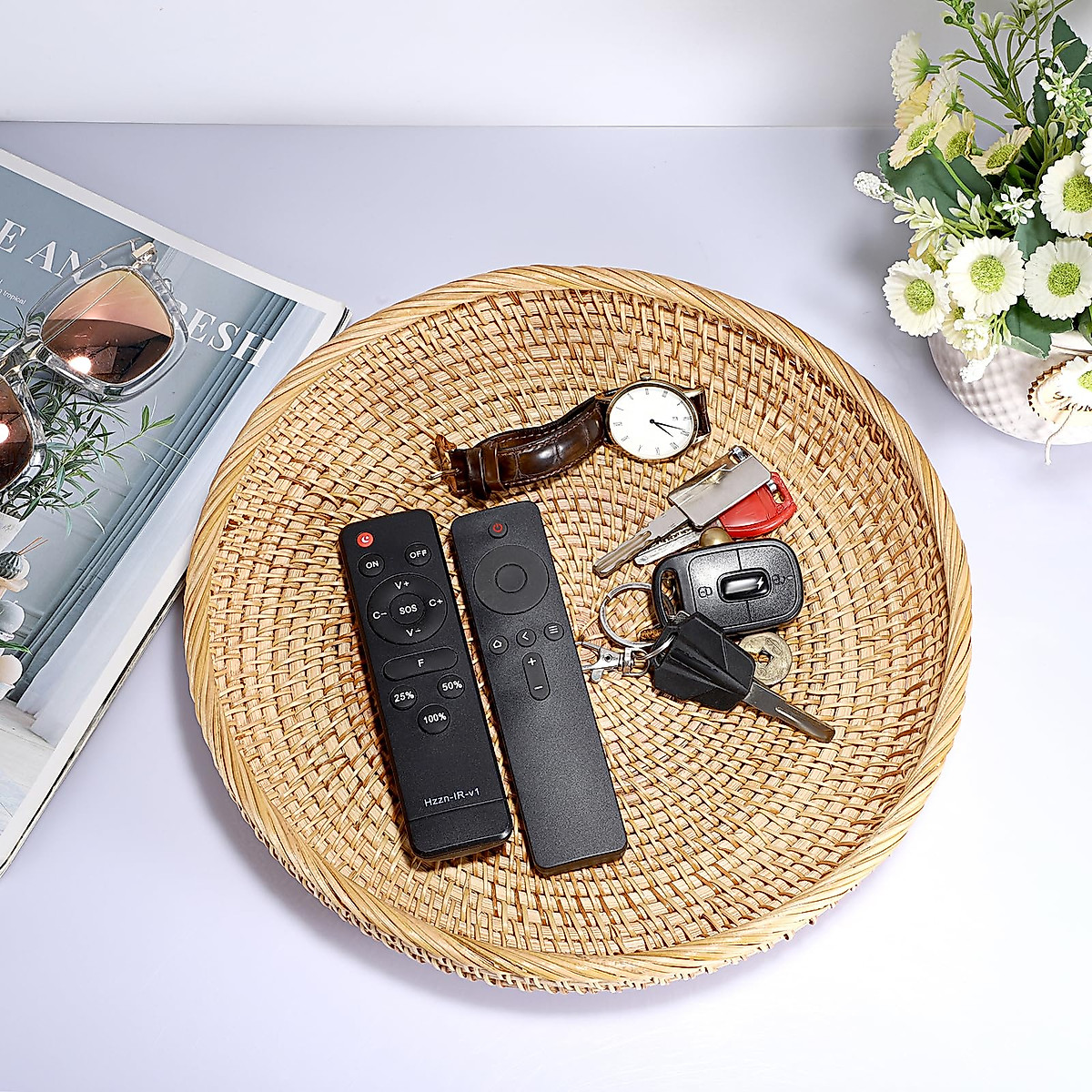 Hipiwe Round Key Basket Bowl for Entryway Table, 11.8" Large Rattan Basket Tray Decorative Ottoman Trays Centerpiece Tray for Coffee Table, Hand-Woven Fruit Basket Wicker Serving Tray