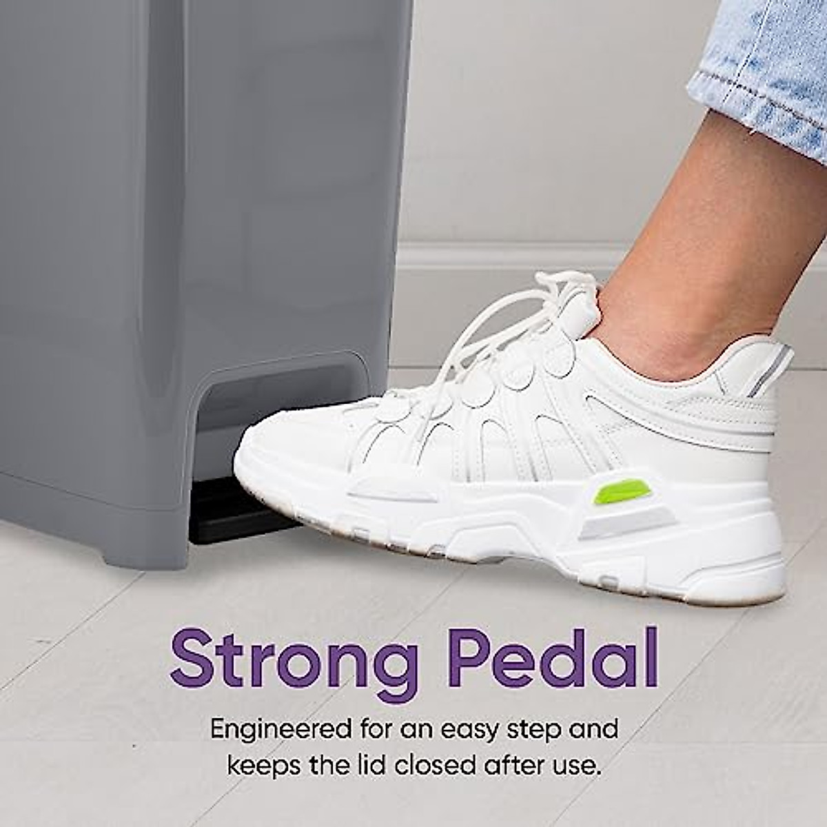 Superio Small 2.5 Gallon Plastic Trash Can with Swing Top Lid, Waste Bin for Under Desk, Office, Bedroom, Bathroom- 10 Qt, Beige/Brown (Grey/Black, Step On)