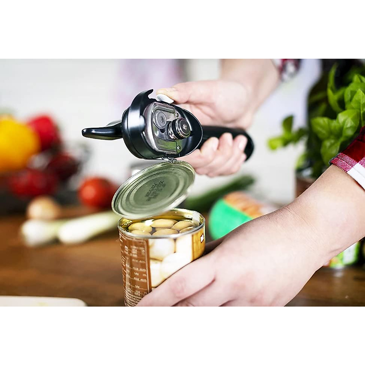Can Opener - Safe Cut Stainless Steel Can Opener with Ring Pull, Perfect Can Operner For Home Chefs and Restauraunts, 8 x 2.5 x 2.75 inches, Black