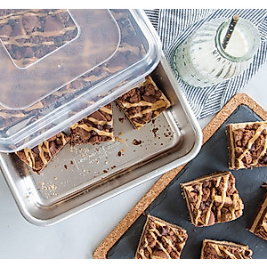 Nordic Ware Natural Aluminum Commercial Cake Pan with Lid, Rectangle Pan with Lid Silver, 9 x 13