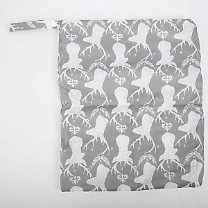 Sigzagor 2 Wet Bags Reusable Diaper Nappy Waterproof With Two Zippered Pockets (Gray Arrow and Deer Heads)