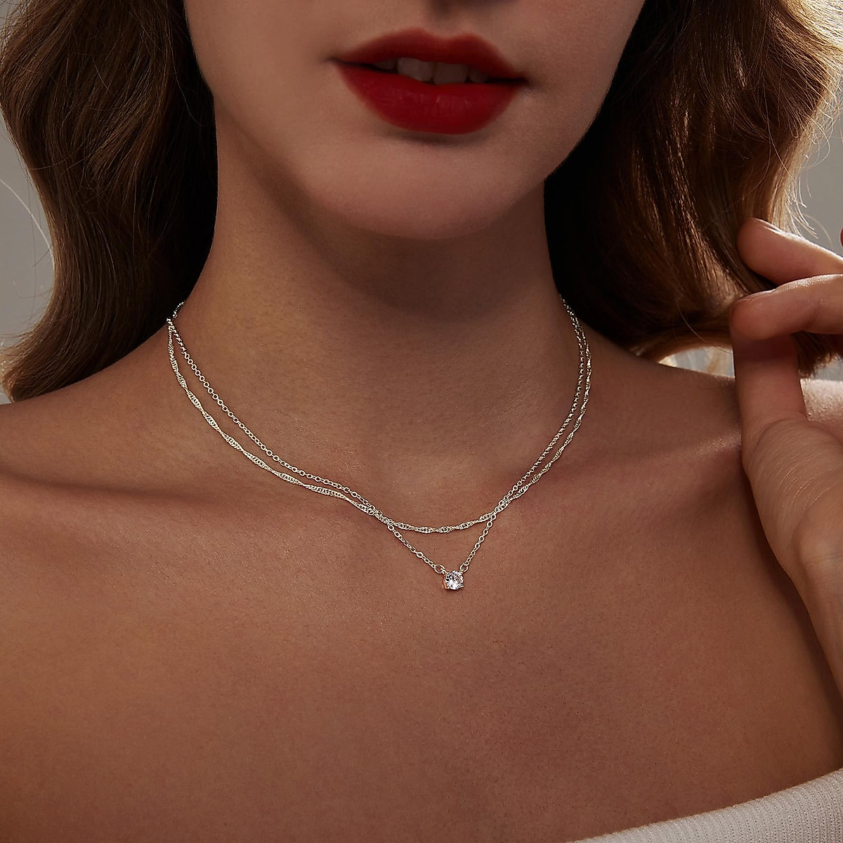 Zeffy Silver Necklace for Women Dainty Silver Layered Necklaces Silver Plated Diamond Necklaces Simple CZ Solitaire Pendant Necklace Cute Silver Chain Choker Necklaces for Women Trendy