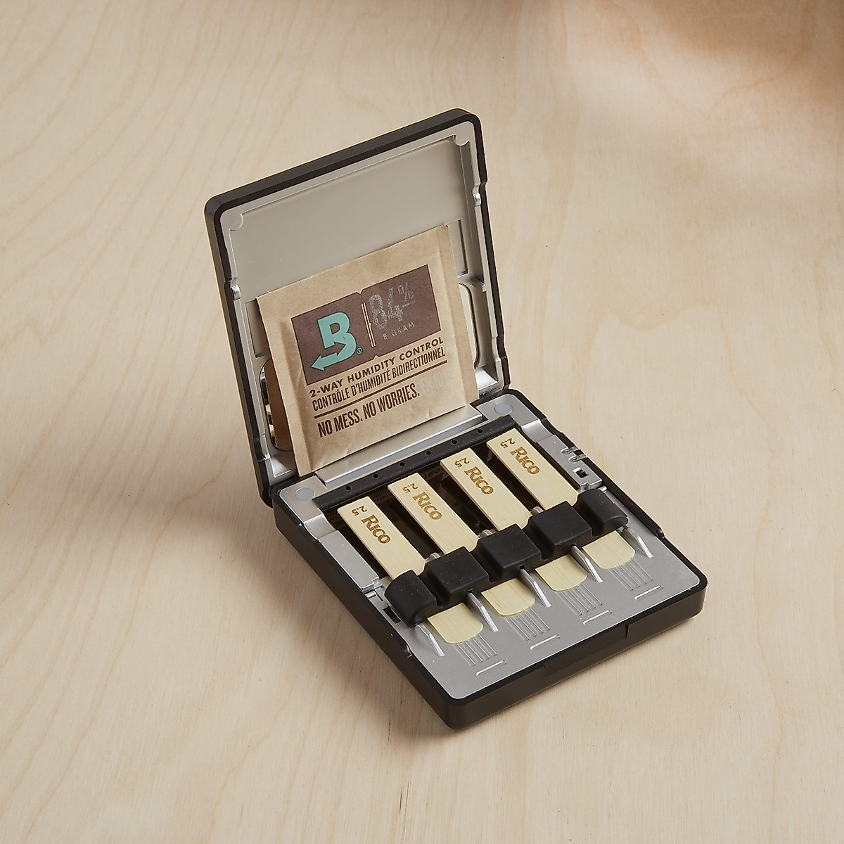 Boveda Wooden Music Instruments - 84% RH 2-Way Humidity Control - Size 8 For Wooden Instruments – Protects All Wood Instruments For Optimal Sound – Prevents Cracking & Warping Of Guitars – 10 Count