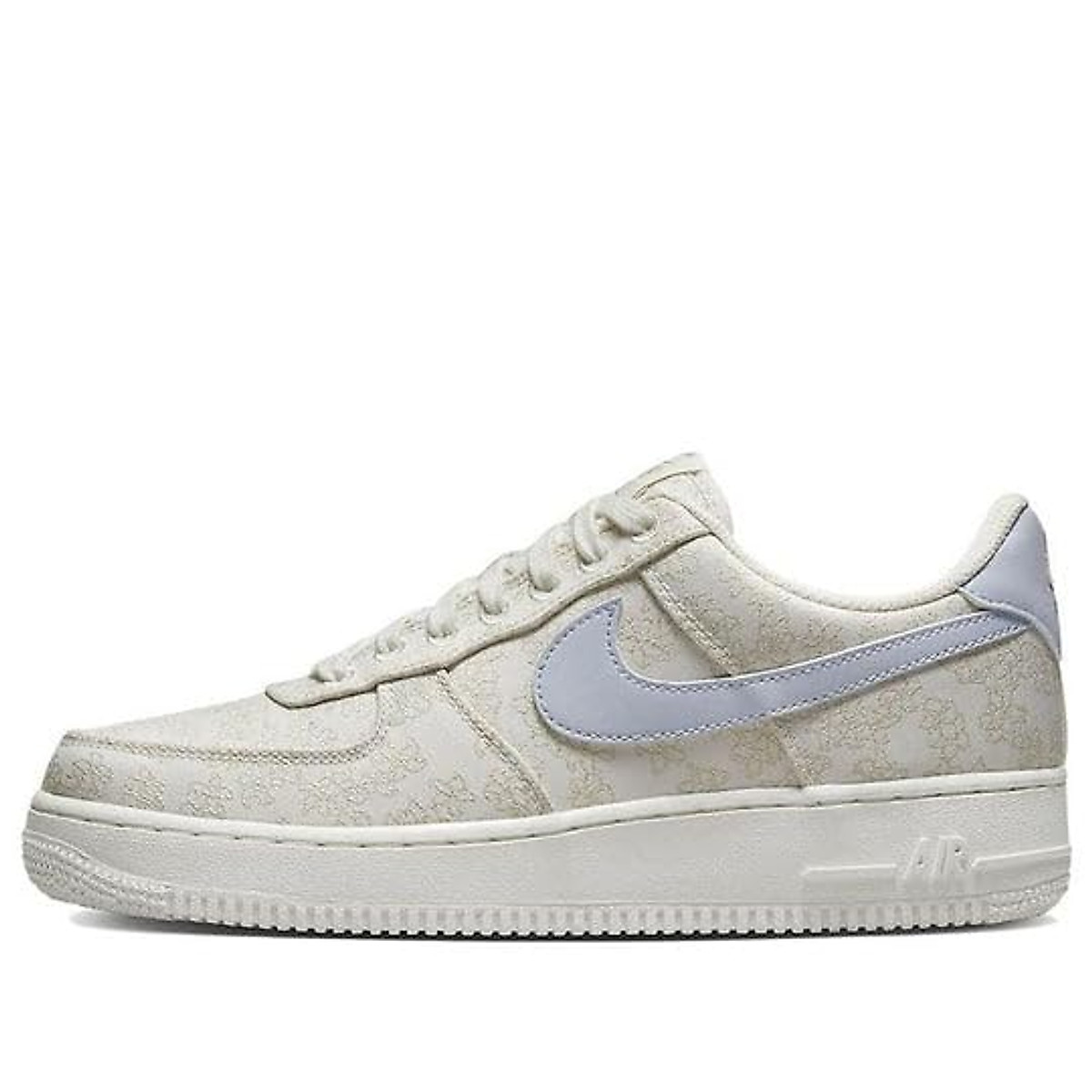 Nike Women's Air Force 1 '07 SE Shoe, Multi-color/Football Grey-sail, 6.5