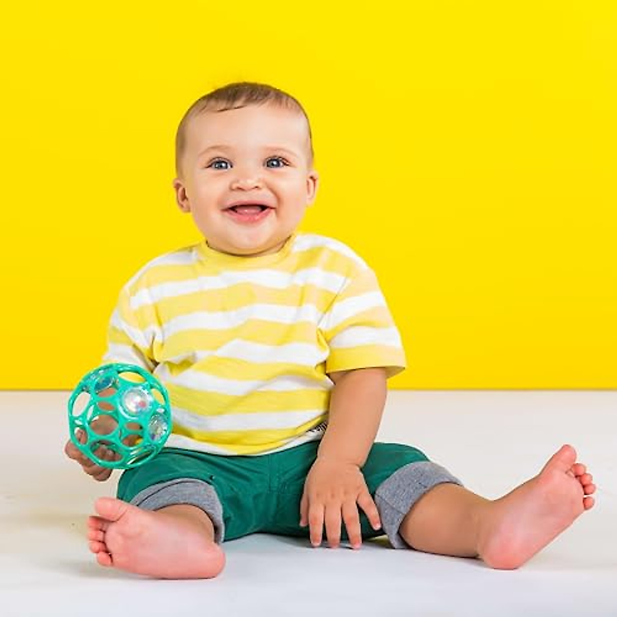 Bright Starts Little Shakers 6pc Gift Set, Easy-Grasp Oball Technology, Baby Rattles, Balls and Teethers, On-The-Go Toys, Lightweight, Unisex, Newborn+