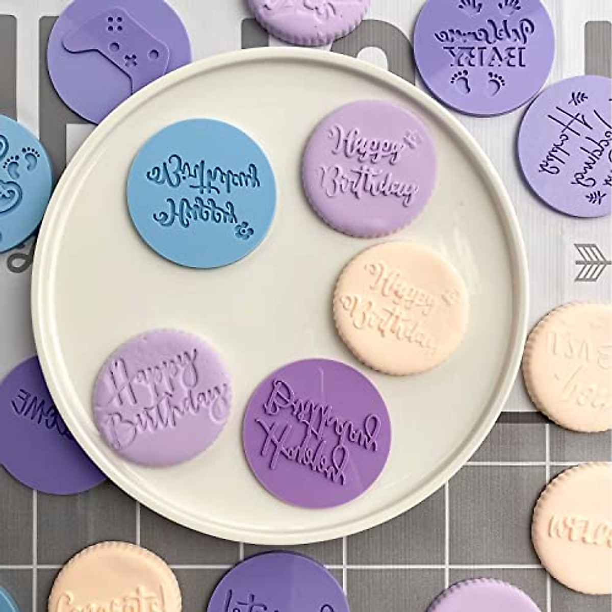 Crethinkaty 2 Pieces Happy Birthday Fondant Embosser 3D Design Cookie Stamp for Baking Cookies,Decorating Cake/Sugar Paste/Cupcake