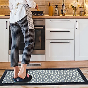 comfoyar Kitchen Rug Set, 2 Pieces Non-Slip Backing Mat, Machine Washable Rug, Absorbent Kitchen Runner Set for Kitchen Floor, Sink, Laundry, Hallway, Dining Room and Office, 17"x31"+17"x47"