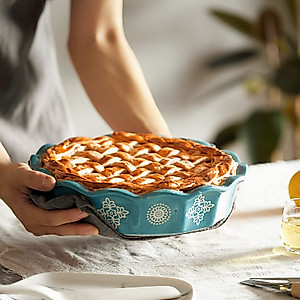 ZONESUM Ceramic Pie Pan, 10.2 Inch Deep Dish Pie Plate 52 Ounce Pie Dish for Baking, Fruit Tarts, Quiche, Oven Safe Heat Resistant, Dishwasher Safe, Turquoise