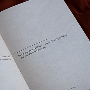 She Fits Inside These Words (Volume 4) (What She Felt)