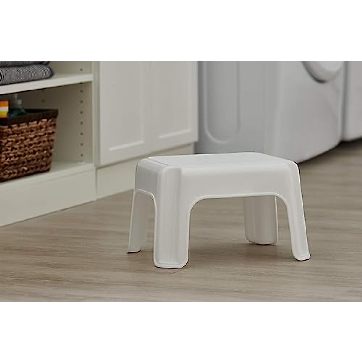 Rubbermaid Step Stool, 9.5-Inch High, White, Plastic, Small Single Step Stool for Kids/Adults in Home/Kitchen/Laundry/Garage/Bathroom (Pack of 2)