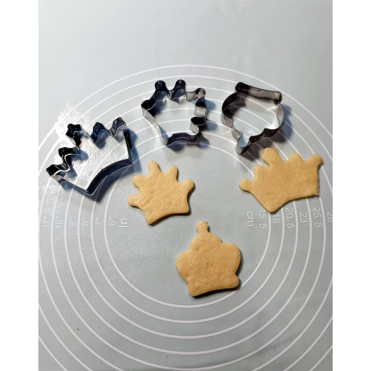 Crown Cookie Cutter Set of 3 pcs, Stainless Steel Princess Crown Shaped Fondant Cutters Baking Molds