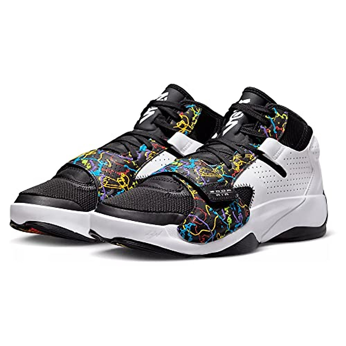 Jordan Boy's Zion 2 (Big Kid) Black/White/Green Strike/Bright Crimson 6 Big Kid M