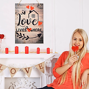 Jetec 2 Pieces Valentine's Day Hanging Wooden Sign Ornament Hanging Wall Plaque Red Heart for Home Garden 10 x 7 Inch