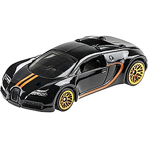 Hot Wheels Vehicles, 1:64 Scale Drag Racing & Muscle Cars with Authentic Details & Realistic Decos, Sports Cars, Gift for Car Collectors & Kids 3 Years & Up