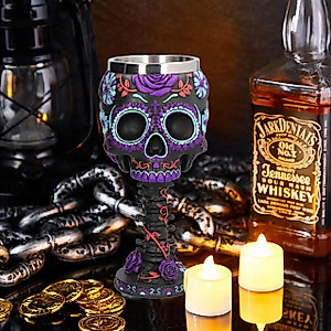 Novelty Skull Wine Goblet Gothic Ossuary Palm Skull Skeletal Bones Armor Wine Cup Resin Body Goblet Drinking Cup Party Drinkware Halloween Decor Accessories for Party (Skull Purple)