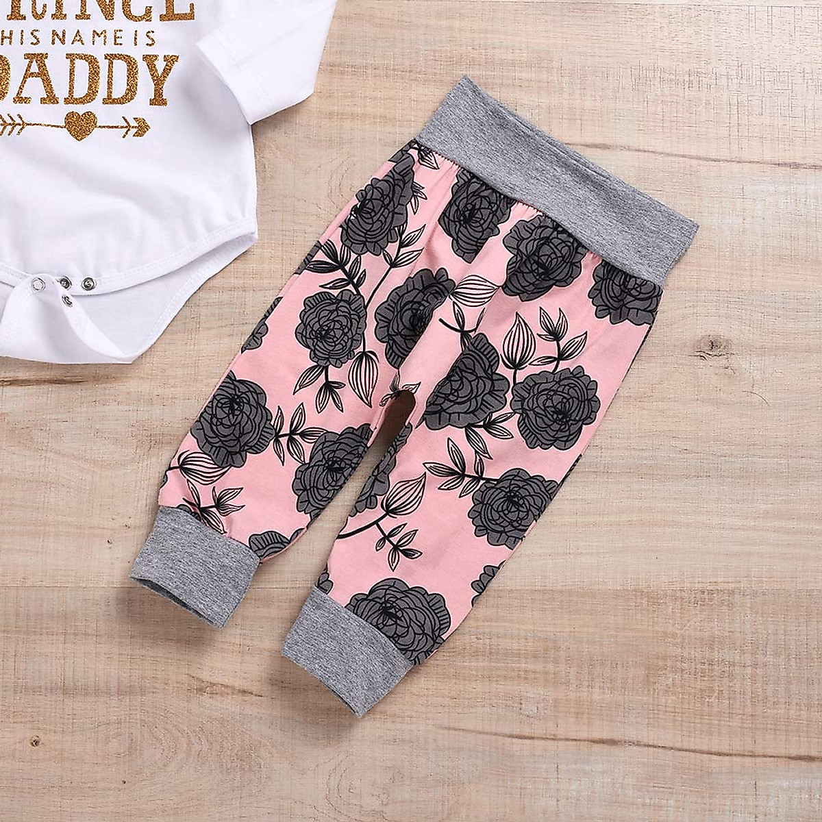 4Pcs Infant Baby Girls Arrow Letters Romper Top+Long Floral Pant Leggings+Warm Hat+Headhand Bodysuit (0-3 Months, White&Floral)
