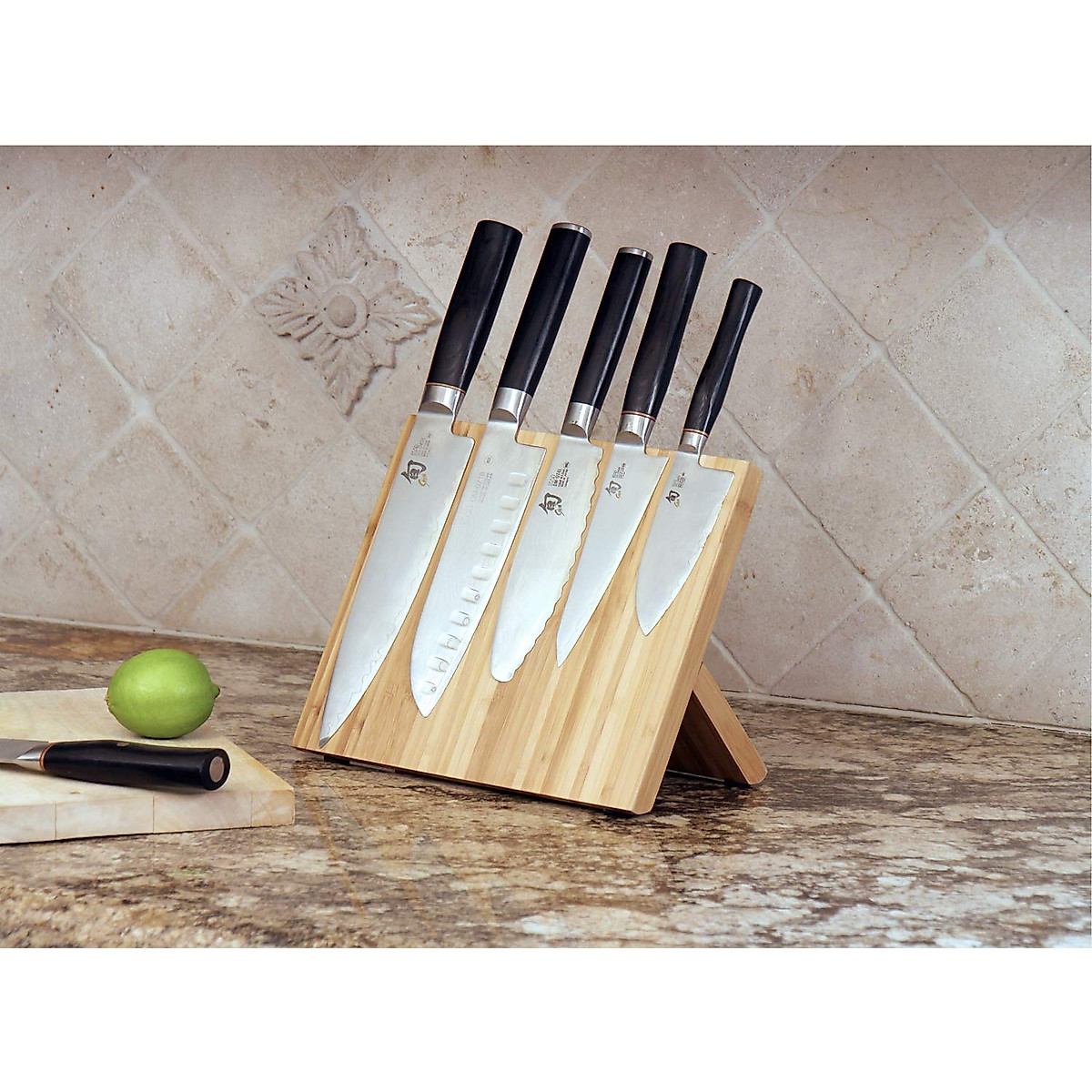 Bamboo Magnetic KNIFEdock - The kitchen Magnetic KNIFEdock has revolutionized storing and displaying your knifes both elegantly, and safely. This KNIFEdock keeps your cutlery close at hand.