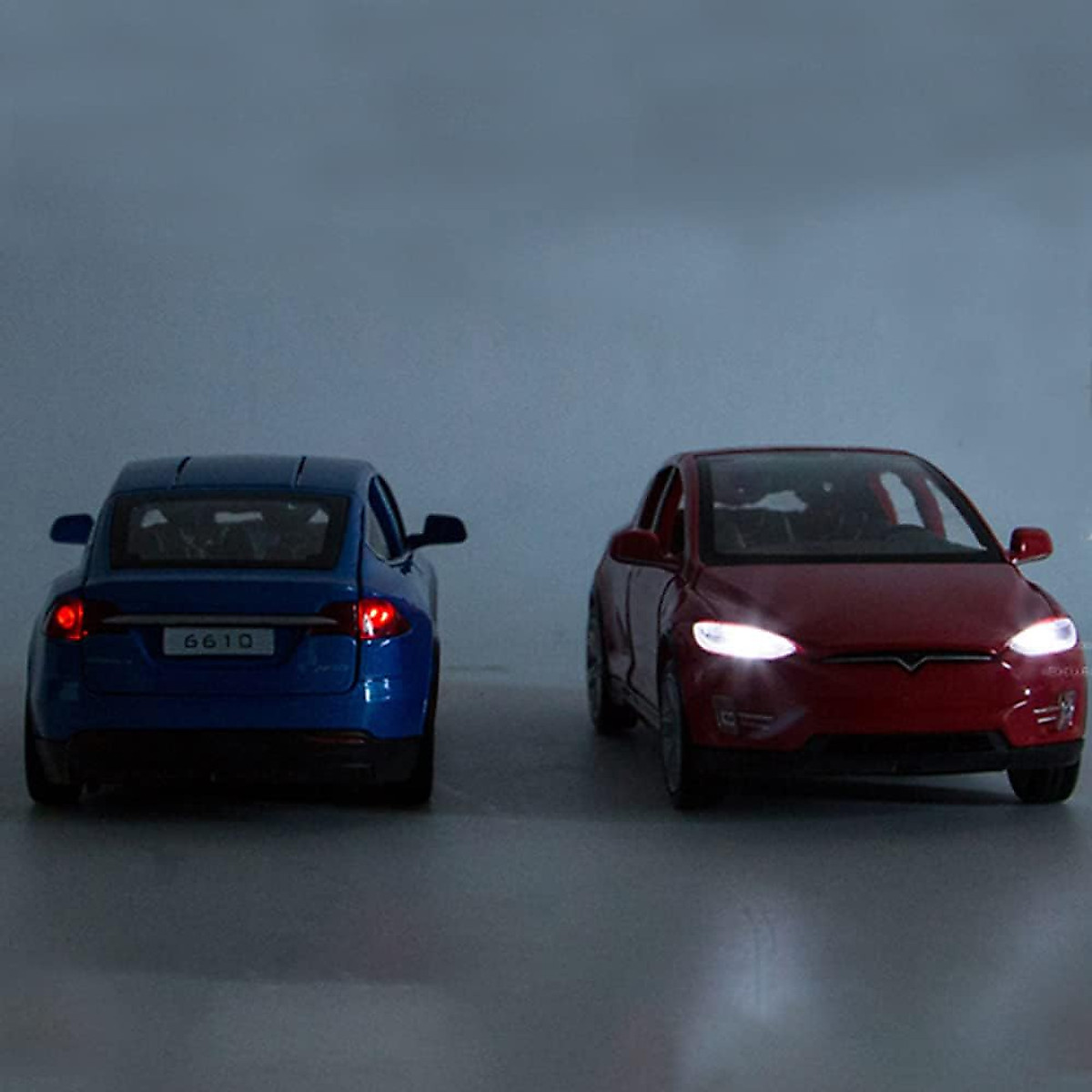 1:32 Scale Model X Alloy Car Model Diecast Toy Vehicles for Kids, Tesla car Model，Pull Back Alloy Car with Lights and Music,Mini Vehicles Toys for Kids Gift ，Children Birthday Gift（Model X-Red）