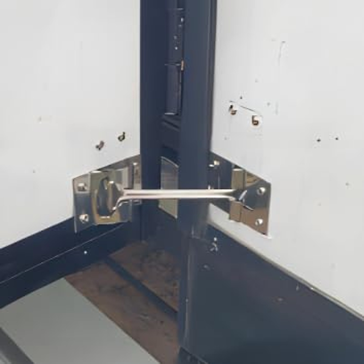 zqgsm 2 Set T Style Galvanized Iron Entry Door Catch Latch Holder RV Camper Trailer Cargo 4 inch