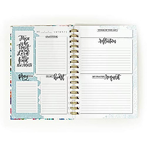 Women's Prayer Journal: A Christian Devotional for a Year of Praise, Gratitude, and Reflection