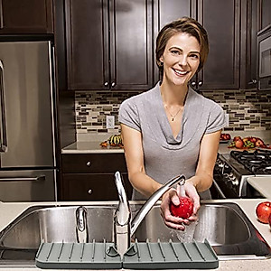 2-Pack Kitchen Sink Splash Pads, MORROT Kitchen, Bathroom Silicone Handle Drip Tray, Sink Drain Tray Drying Pads Countertop Splash Pads, Silicone Faucet Pads (Grey)