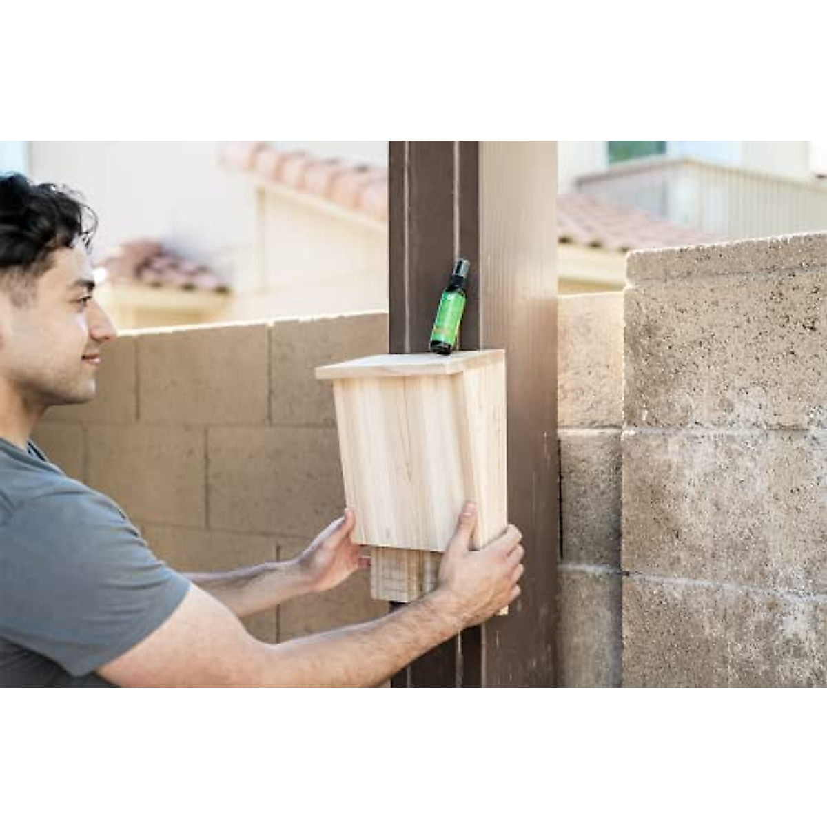 Bat House Attractant-Attract Bats to Your Bat House