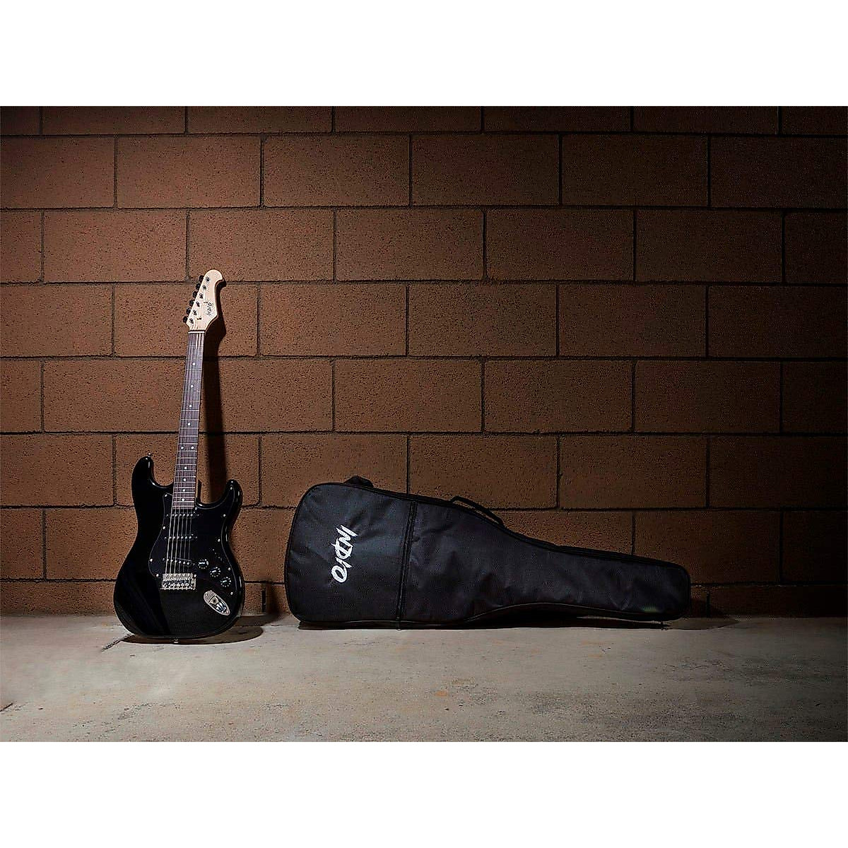 Monoprice Cali Classic Electric Guitar - Black, 6 Strings, Double-Cutaway Solid Body, Right Handed, SSS Pickups, Full-Range Tone, With Gig Bag, Perfect for Beginners - Indio Series