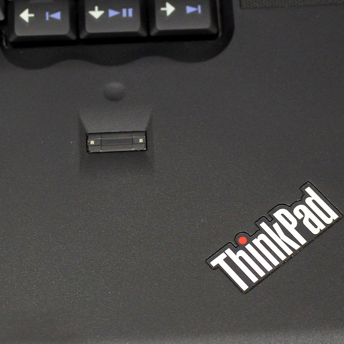 Lenovo ThinkPad T420 14" LED Notebook Intel Dual Core i7-2640M 2.80GHz 8 GB DDR3 RAM 1 TB HD DVD-RW WiFi Bluetooth Webcam Windows 7 Professional 64-bit