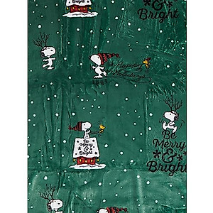 Berkshire Blanket & Home Co Peanuts Gang Christmas Velvet Soft Plush Throw Blanket (Green, 50"x70")