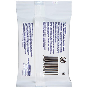 Clean & Clear Oil-Free Makeup Dissolving Facial Cleansing Wipes to Remove Dirt, Oil, Makeup & Waterproof Mascara, 7 ct.