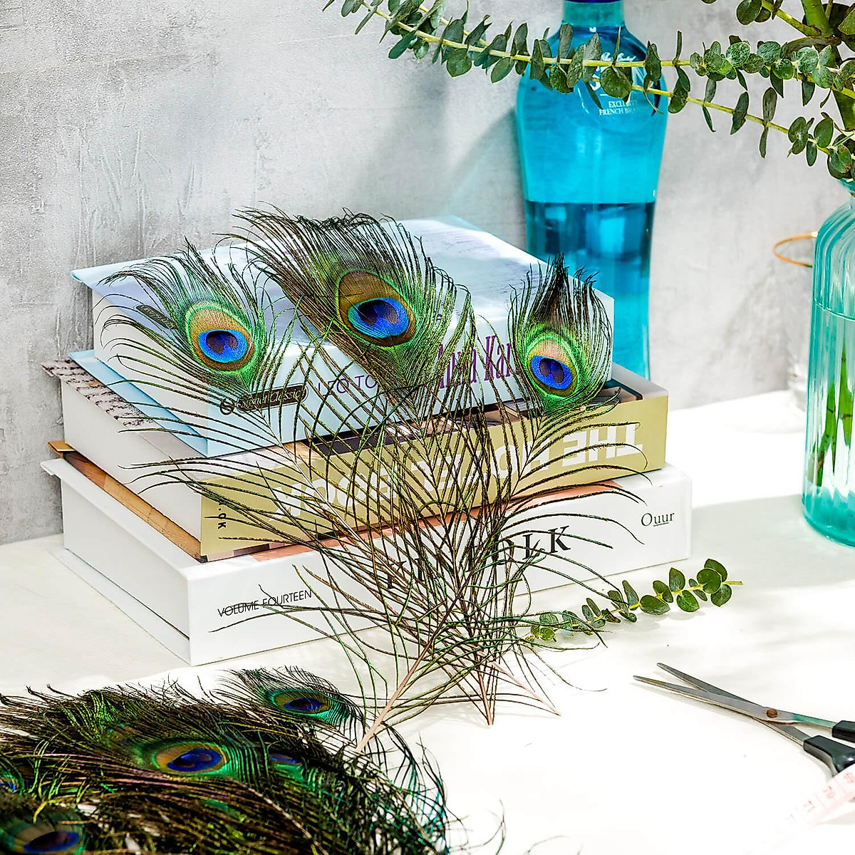 Piokio 50 pcs Natural Peacock Feathers in Bulk 10-12 inch(25-30 cm) Bulk for DIY Craft, Wedding, Mardi Gras Decoration