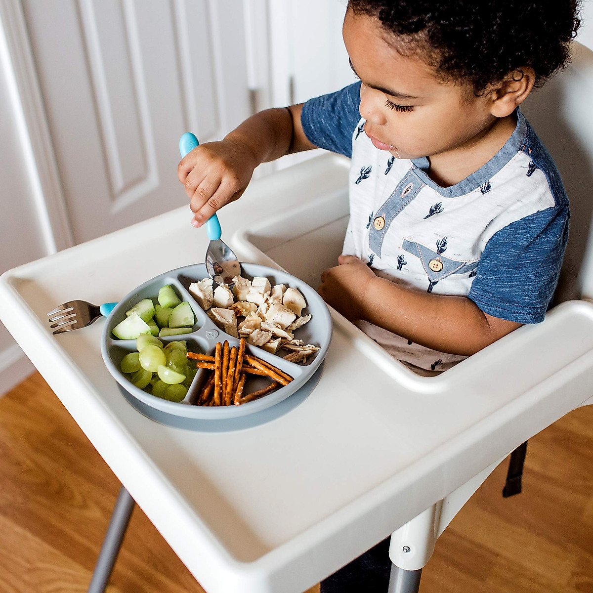 green sprouts Learning Cutlery Set Helps Toddler Develop Independent Eating Skills Designed for Small Hands, Contoured Handles for Easy gripping, Safety Edge on Knife, Dishwasher Safe, Navy