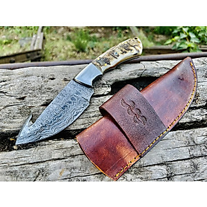 Bandle Custom Handmade Hunting Knife Camp Knife Damascus Steel Gut Hook Skinning Knife EDC 9'' Overall Ram Horn Handle with Custom Sheathe10