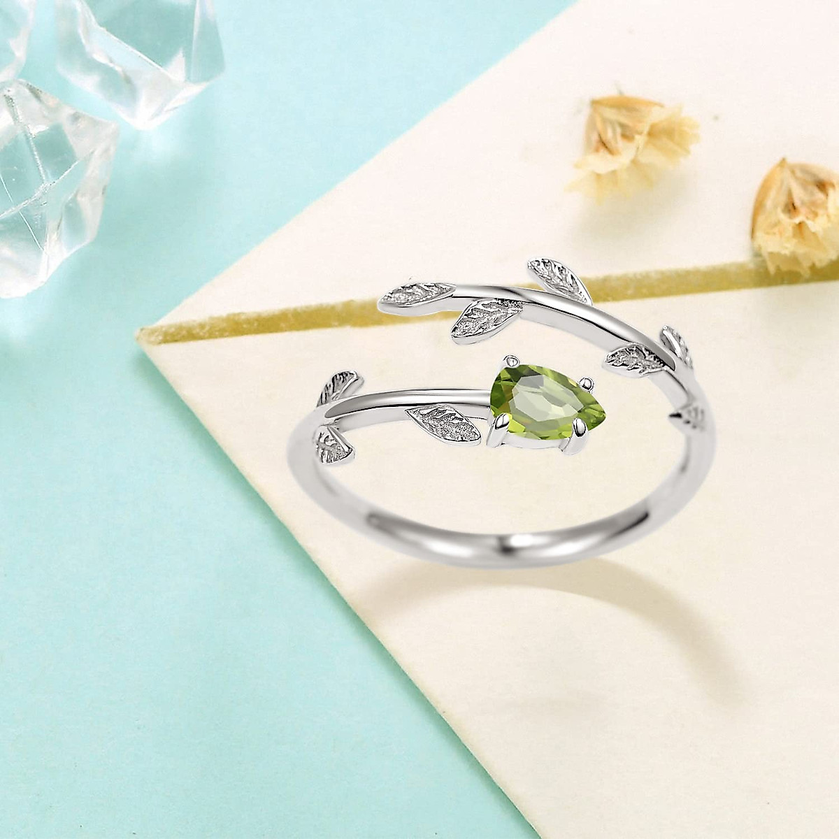 PRAYMOS Peridot Ring 925 Sterling Silver August Birthstone Rings Peridot Crystal Rings for Women Christmas Gifts