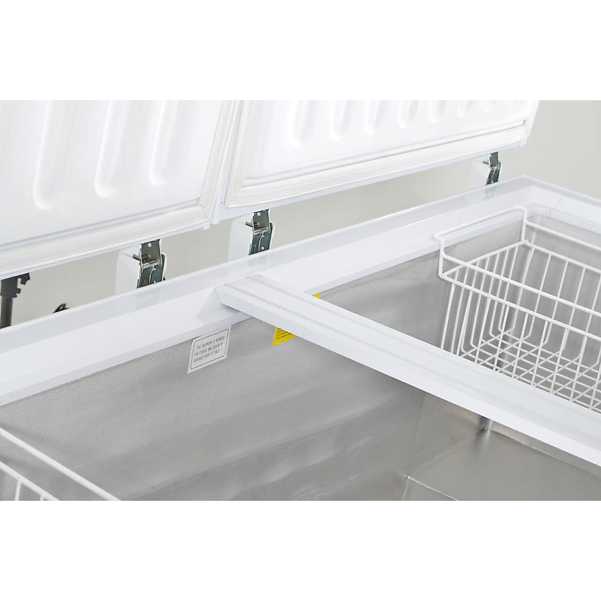 Kratos Refrigeration 69K-751HC Solid Top Chest Freezer, 30.0 Cu. Ft. Capacity