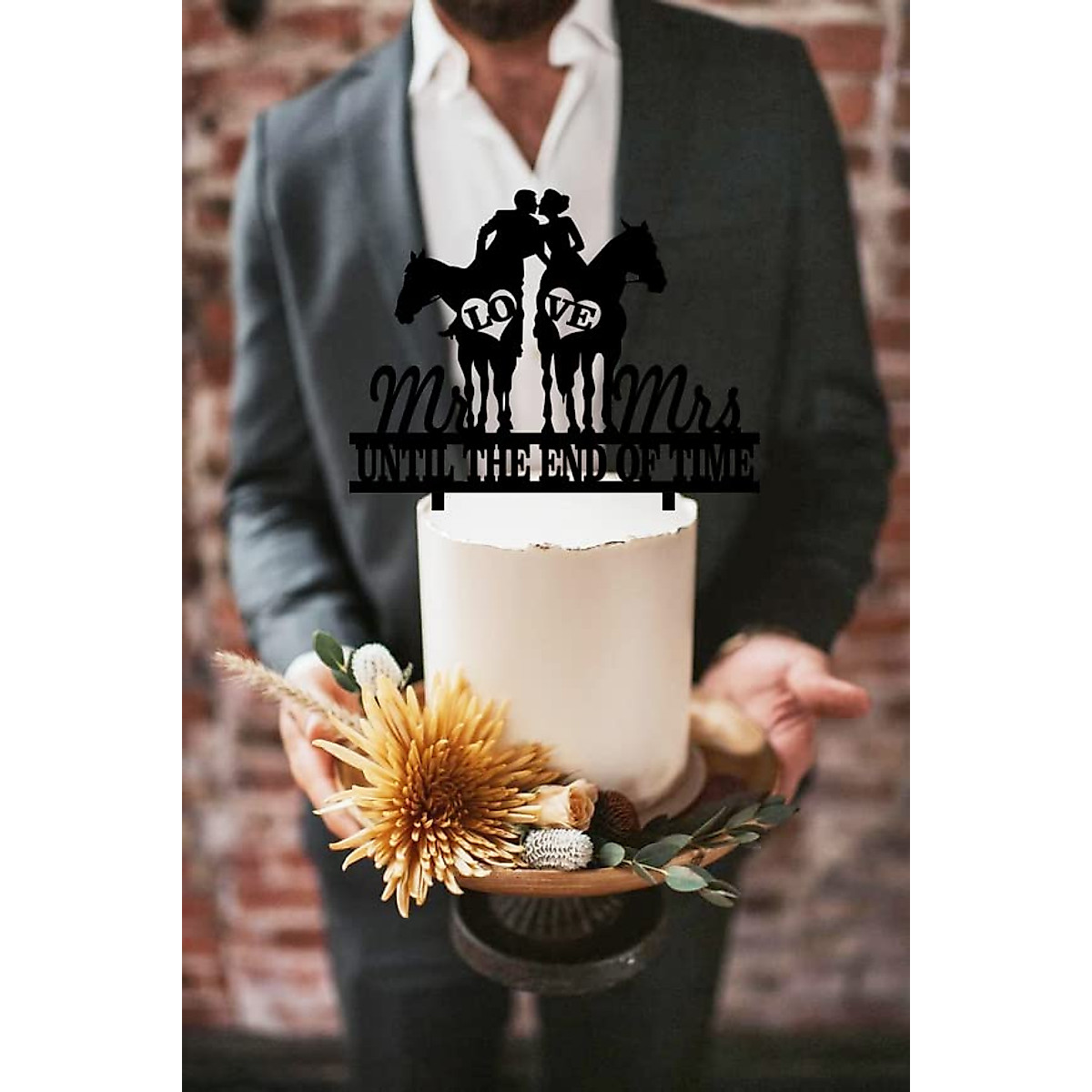 Yuezoloz Funny Cowboy Wedding Cake Topper - Cowboy Groom and Bride Riding Side by Side Kiss Each Other - Horse Riding Couple Cake Topper, Farmer Couple Cake Topper, Rustic Horse Wedding Cake Topper