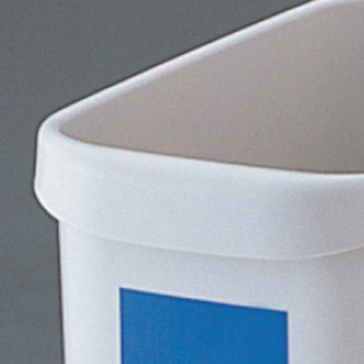 リス Squirrel Wastebasket W&W Square 5.7 gal (18 L) Square Gray 18L Green Purchase Law Compliant