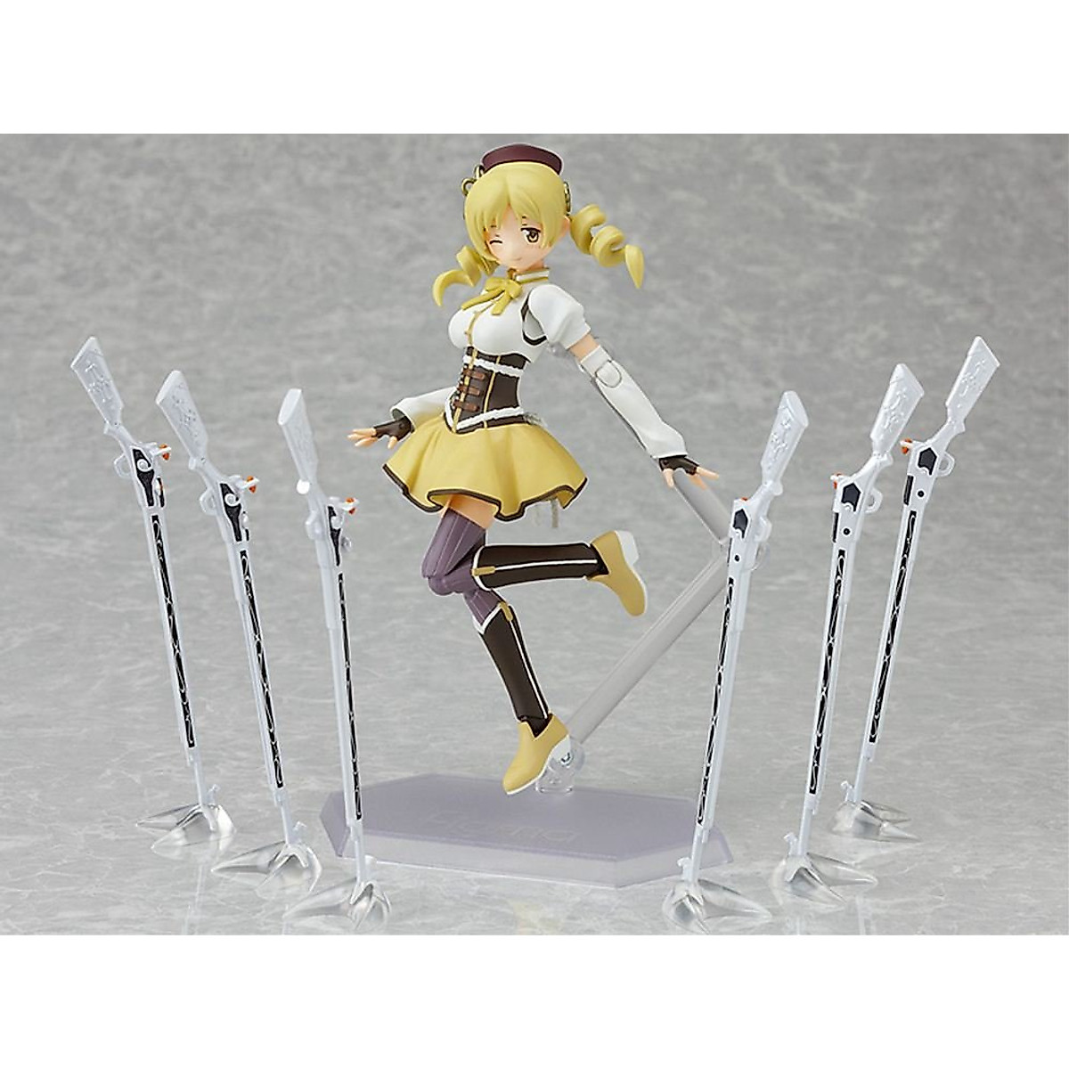 Good Smile Puella Magi Madoka Magica: Mami Tomoe Figma Action Figure