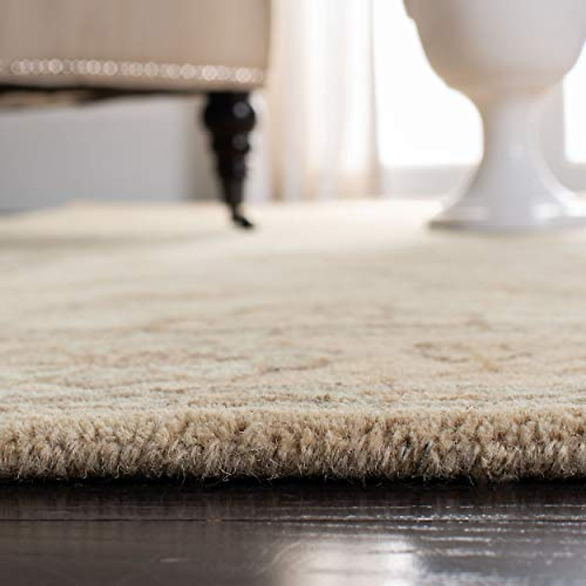 SAFAVIEH Wyndham Collection 8' x 10' Light Gold / Light Gold WYD205A Handmade Modern Premium Wool Area Rug