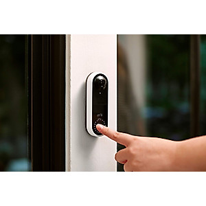 Arlo VMK5140-100NAS Ultra - 4K UHD Wire-Free Security Camera, Color Night Vision, Spotlight, 2-Way Audio, Indoor/Outdoor | with Arlo Video Doorbell